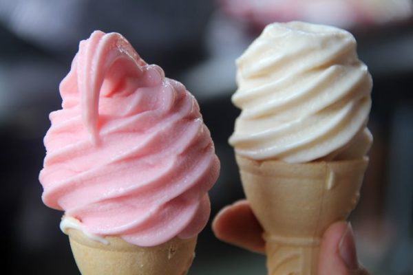 El helado, ¿cuántas calorías y grasas contiene? - ViviendoSanos.com